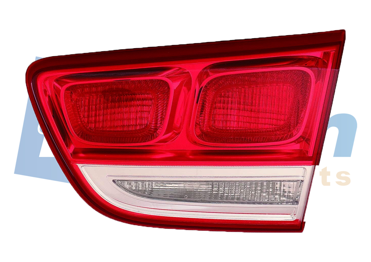 TAIL LAMP INNER(WITH SOCKET) RH