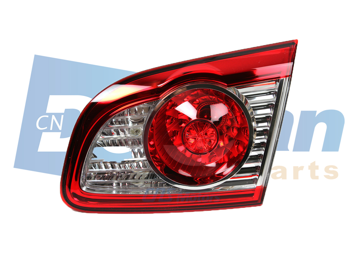 TAIL LAMP INNER (WITH SOCKET) RH