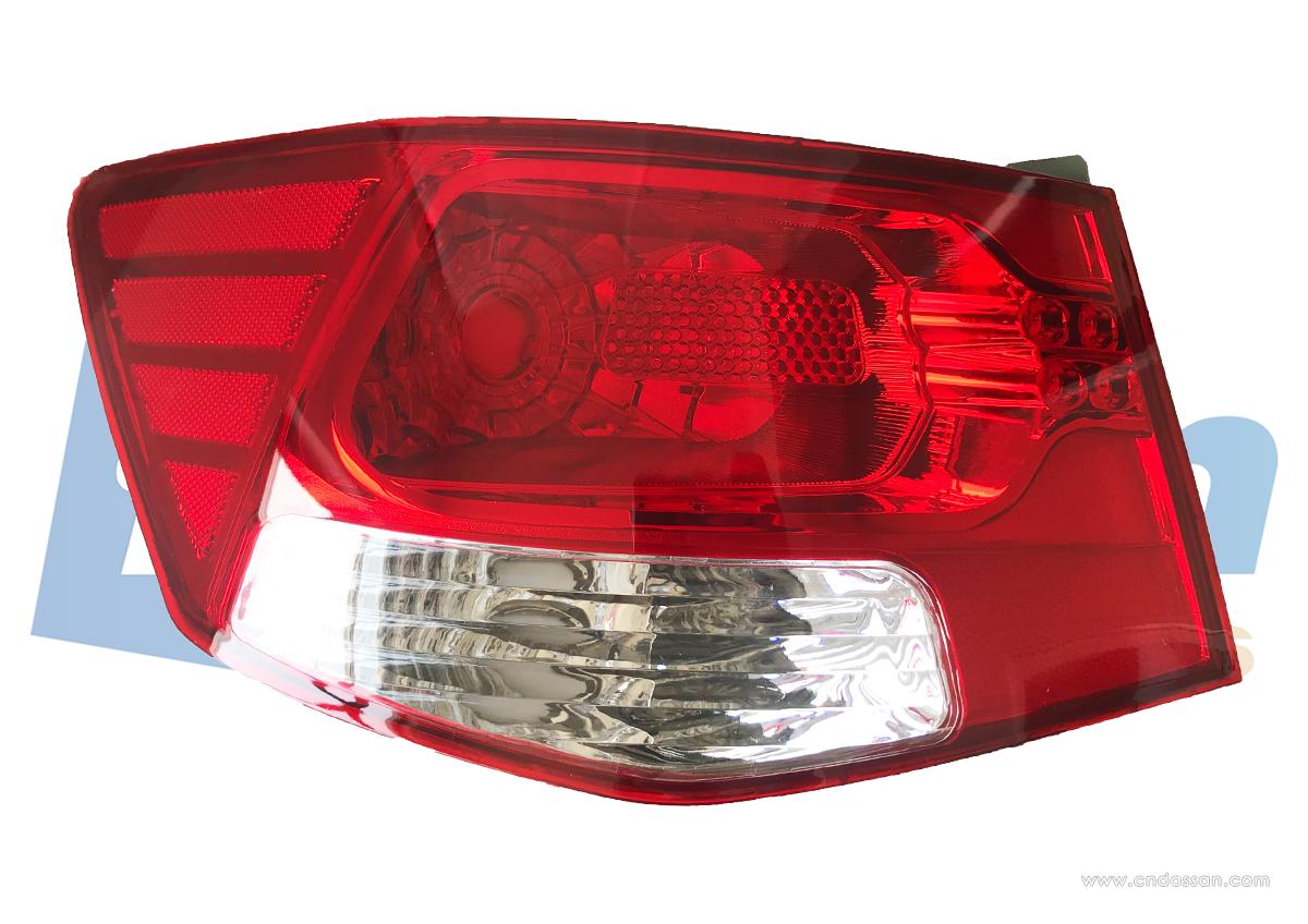 TAIL LAMP OUTER(WITH SOCKET) LH